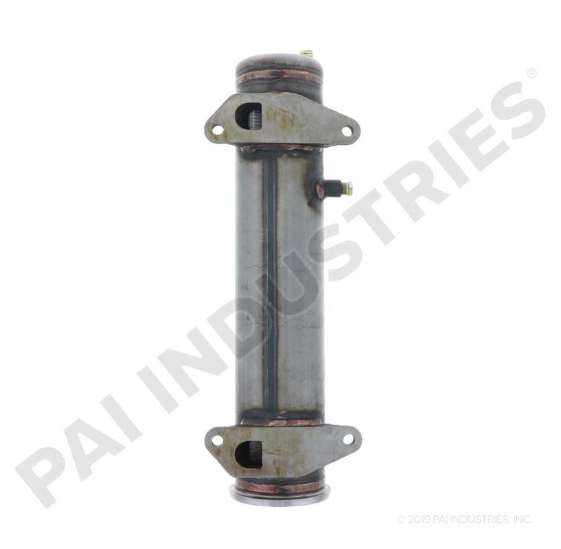 ENFRIADOR DE ACEITE P/NAVISTAR DT360 (1810216C2) – GA Diesel Parts